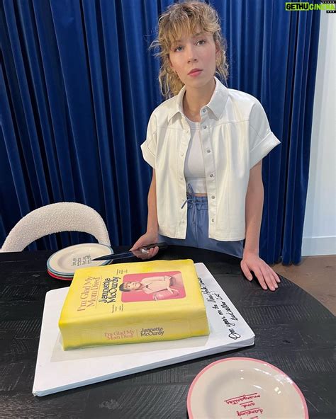 Jennette Mccurdy Wiki Biography Age Gallery Spouse And More