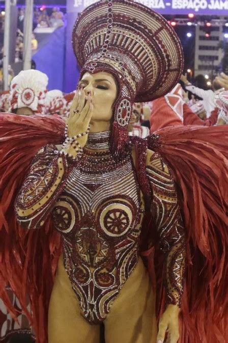 Raissa Machado Rainha De Bateria Da Viradouro Celebra Vitória Estou