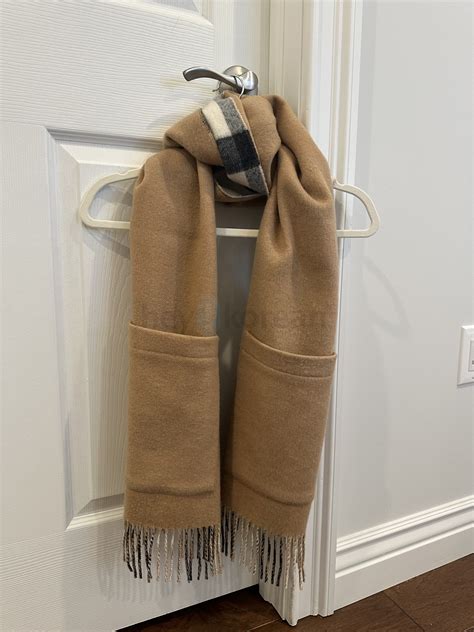 버버리 양면 머플러 겸 숄 With 포켓