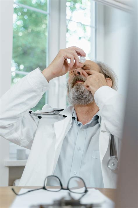 Pros And Cons Of Lumify Eye Drops Eye Fatigue