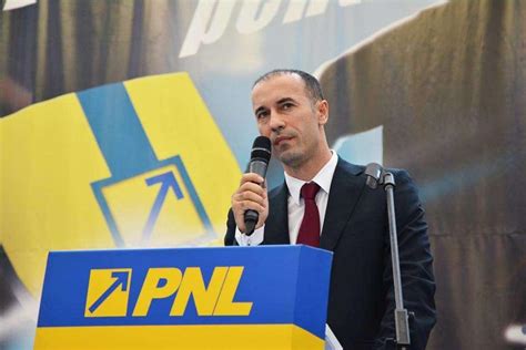 Senatorul Iulian Dumitrescu PNL Nu A Votat Guvernul Dragnea