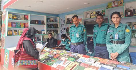 বইমেলায় পলিথিন ধূমপানমুক্ত রাখার উদ্যোগ