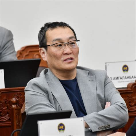 Polit Mn Х Тэмүүжин Эрүүгийн хуульд өөрчлөлт оруулах Facebook