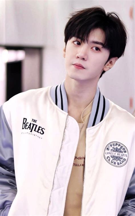 Pin Oleh Njui Everyting On Hand Makes L Di Chen Gambar Pacar Pria