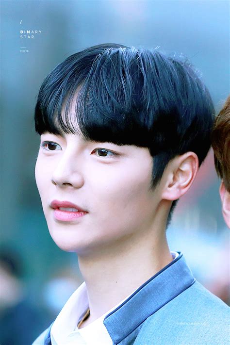 윤용빈 Yoon Yongbin