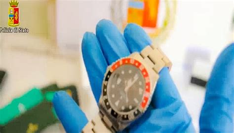 Rapinatori In Trasferta Spezzano Il Polso A Una Donna E Le Rubano Il