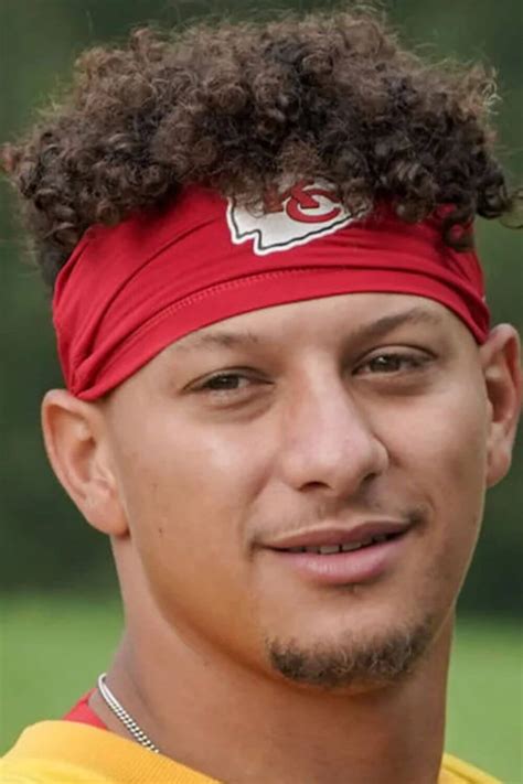 Patrick Mahomes Haircut Detailed Look And Gallery Heartafact