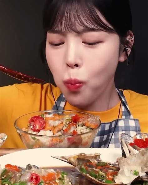 Soy Sauce Marinated Crab Mukbang Asmr Youtube