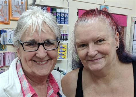 Tim Holtz Embossing Diffusers And Cuttlebug Tim Holtz Plain Frames Cards