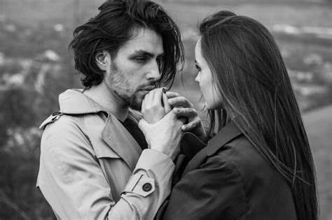 Premium Photo Beautiful Sensual Portrait Of Young Stylish Couple In