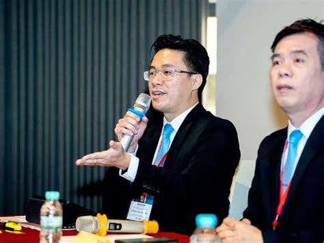 【杰出楷模人物】：拿督雷智雄博士 Dato Tony Looi Chee Hong Pumm Persatuan Usahawan Maju Malaysia