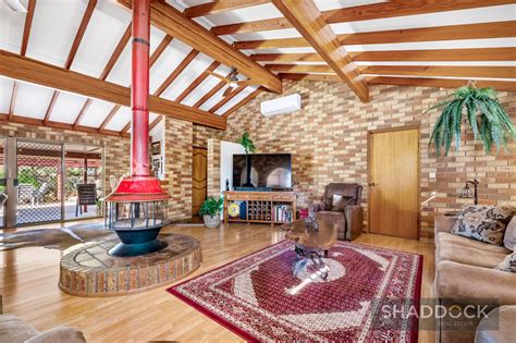 4 Benjamin Circuit Singleton Nsw 2330 House For Rent 650 Domain