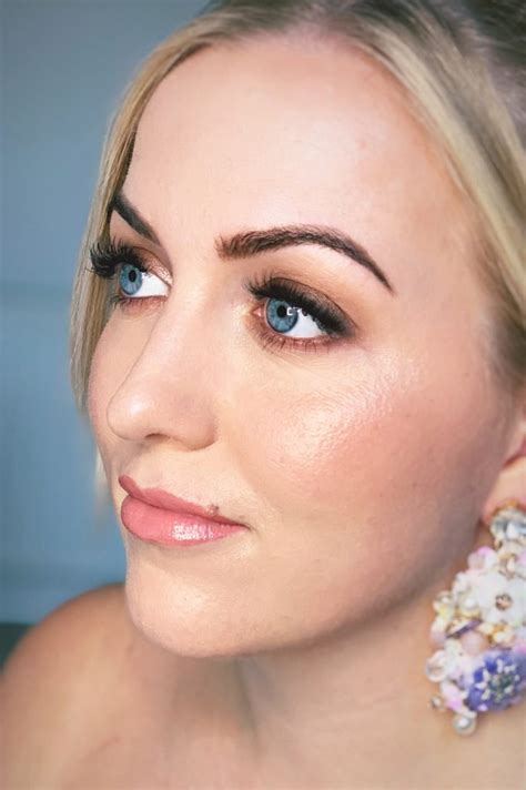 Wedding Makeup For Blue Eyes Our Top Makeup Looks For Blue Eyed Brides