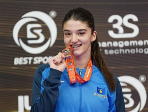 Lanika Rexhepi Réalise Un Grand Succès à La “karate 1 Youth League” En