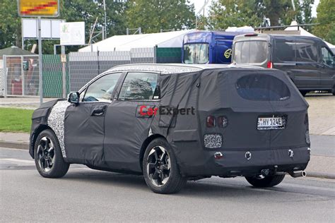 2024 Kia Sorento Facelift Spied Carexpert