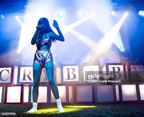 Melanie Martinez Singer Photos And Premium High Res Pictures Getty
