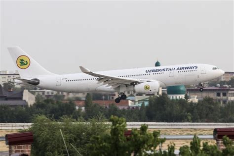 ウズベキスタン航空 Airbus A330 200 Ly Tkl イスラム・カリモフ・タシュケント国際空港 航空フォト By