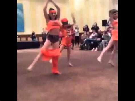Kendall Vertes S Pants Fall Down Stomp The Yard Ireland 2015 YouTube