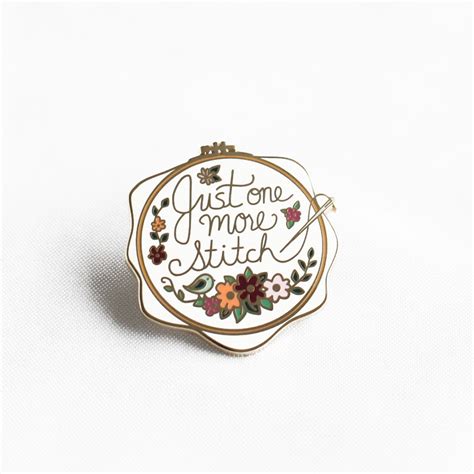 China China Factory For Custom Soft Hard Enamel Metal Pin Badge