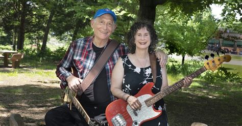 Kent Mcdaniel Brings Groove In Down Home Cookin