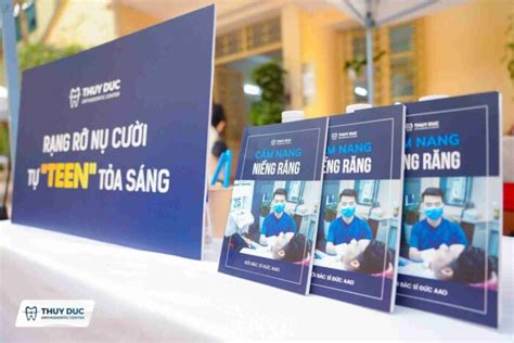 Thuy Duc Dental Clinic And Viet Duc High School Honored To Be The