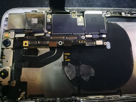 iPhone X - не работают кнопки громкости. Замена шлейфа