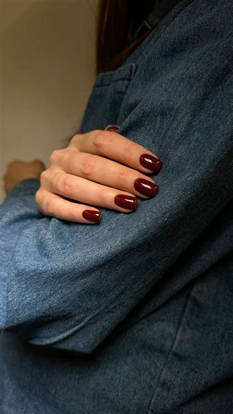 Бордовый маникюр в 2024 г Маникюр Дизайнерские ногти Гелевые ногти