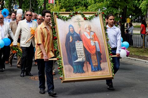 България празнува официални празници