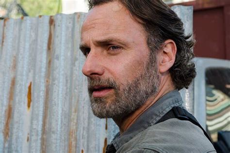 The Walking Dead Season 8 Episode 1 Recap War Begins In Episode 100