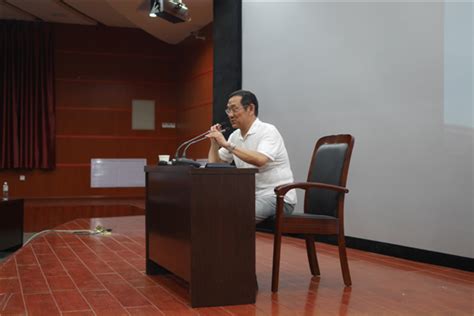 我为母校谏言献策——2017年学生座谈会 运城职业技术大学