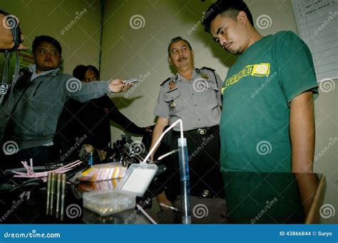 Police Catch Drug Dealers Editorial Stock Image Image Of Business