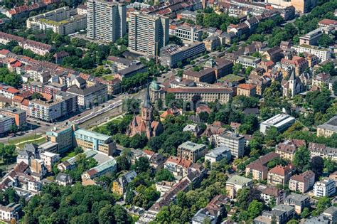 Luftbild Karlsruhe Kirchengebäude Der Christuskirche in der Ortsmitte