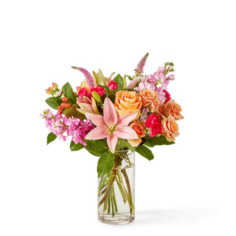 Bisous Bouquet Standard Flower Arrangement Hy Vee Aisles Online