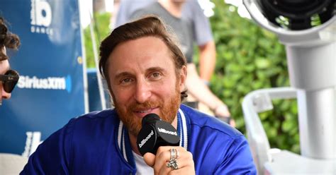 David Guetta Pubblica Light My Body Up Ft Nicki Minaj And Lil Wayne