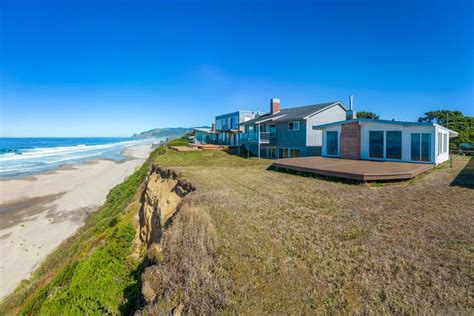 Inlet Cottage 2 Bedroom House In Lincoln City Or