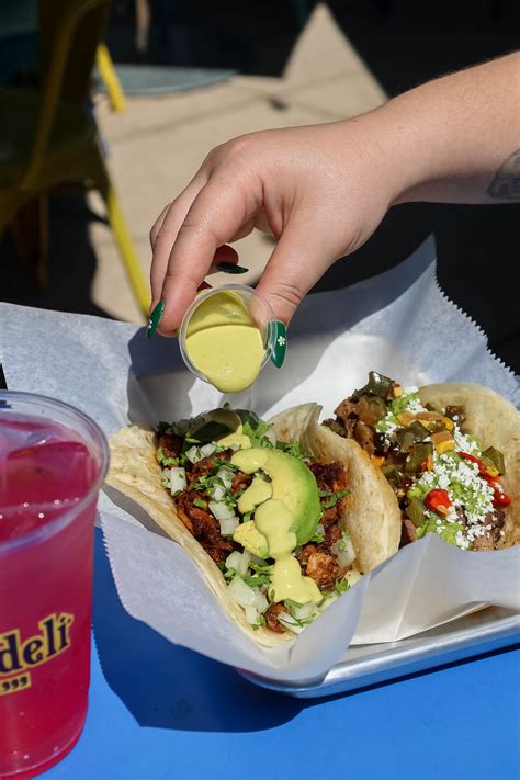 Tacodeli Austin Airport Tacos At Aus Breakfast And Lunch