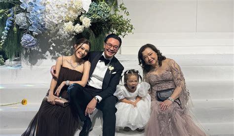 รวมรูปภาพของ ดาราคนดังร่วมงานแต่ง ฝ้าย ปัทมรัตน์ ไฮโซหลวง พสุ ลูกชาย