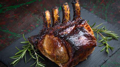 Ranking Cuts Of Pork To Roast From Worst To Best