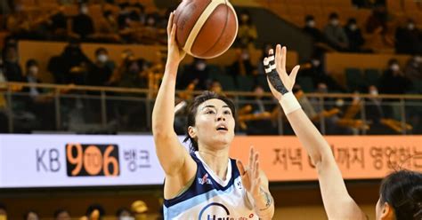 신한은행 강이슬 없는 Kb스타즈 27점 차 대파