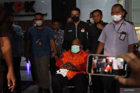 Lukas Enembe Ditahan KPK ANTARA News