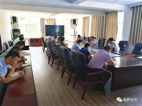 县委宣传部传达贯彻“察民情、解民忧、促发展”大走访活动动员大会精神澎湃号·政务澎湃新闻 The Paper