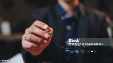 소프트 스킬 재능의 개념 구직 및 구직 자기 동기 부여 개발 개선 및 성취 소프트 스킬 전략 능력 분석 직원의 성장 마인드셋 팀웍 0명에 대한 스톡 사진 및 기타 이미지