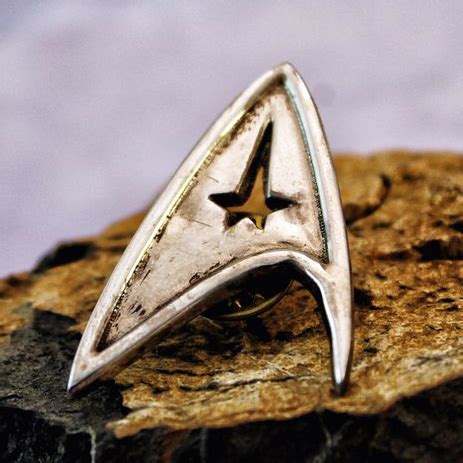 Брошь Стар Трек Энтерпрайз Пин Star Trek купить - Fandbox