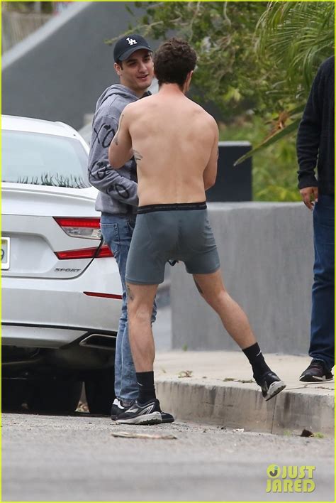 Photo Shia Labeouf Bares Ripped Tattooed Torso Going Shirtless In His
