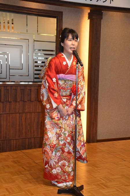 里見香奈、初代清麗の座に就き 史上初の女流六冠に｜将棋情報局