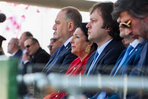 საკონსტიტუციო სასამართლომ რუსულ კანონზე პრეზიდენტის სარჩელი წარმოებაში მიიღო