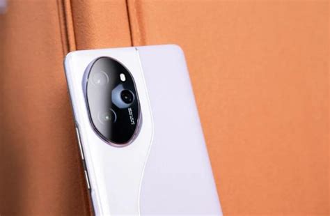 荣耀还是妥协了？骁龙8gen216gb512gb50倍变焦，低至3408元 知乎