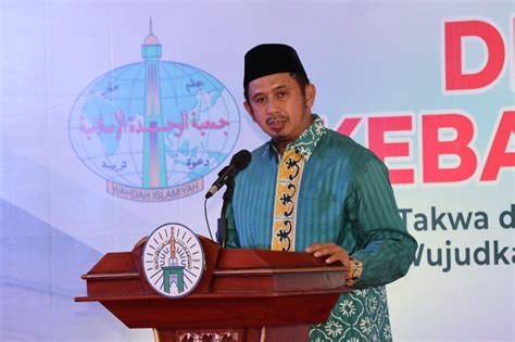 Dr Muhammad Zaitun Rasmin Lc M A Masjid Darussalam Kota Wisata Cibubur