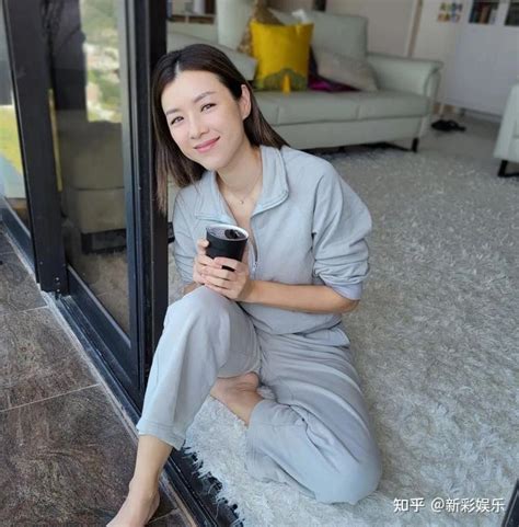 盘点港澳娱乐圈含着金锁匙富二代女明星 知乎