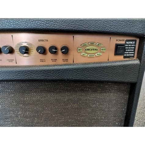 Crate Model Dx 212 Electric Guitar Combo Amplifier With Effects And